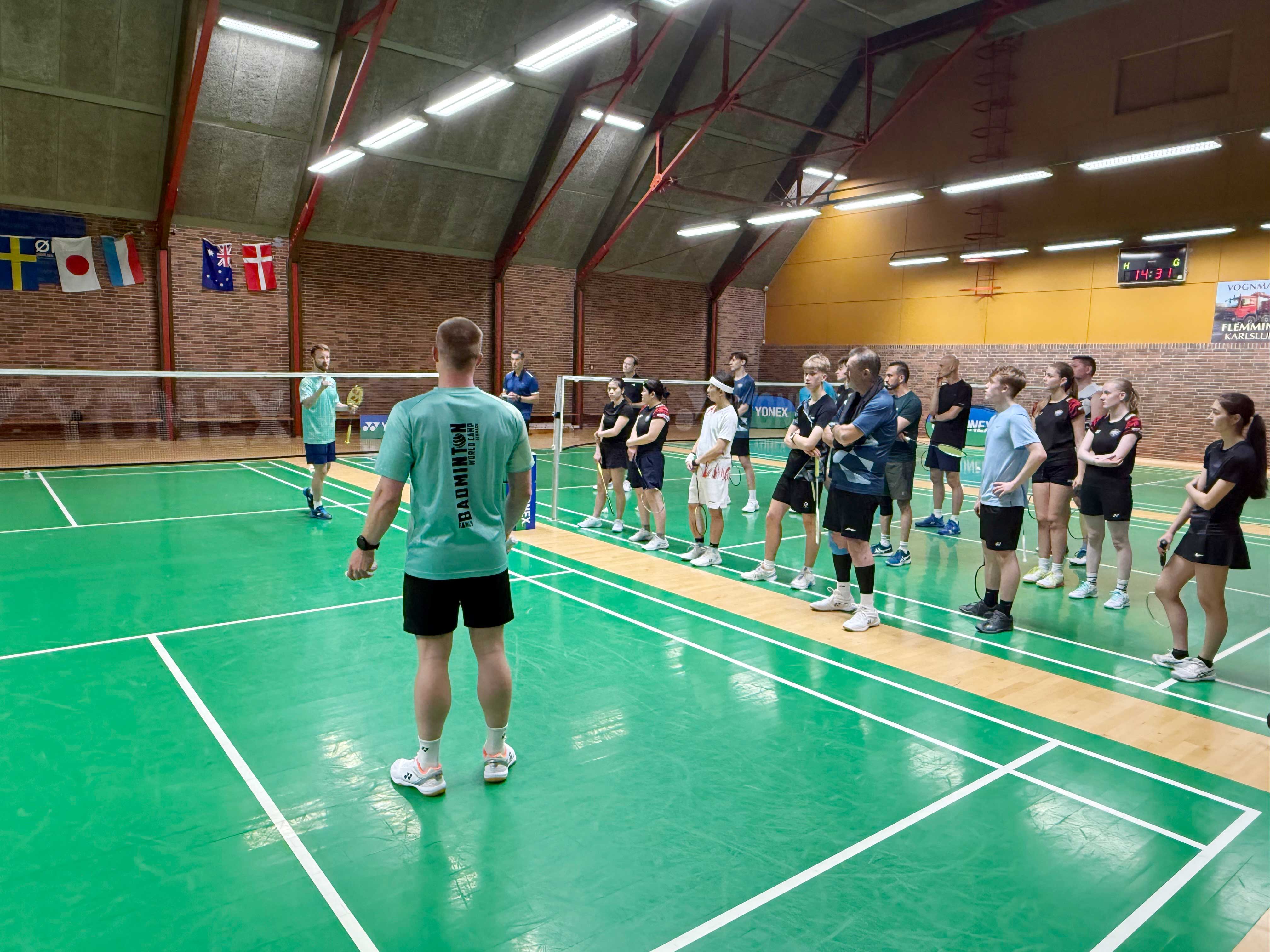 World Camp - Badminton Famly
