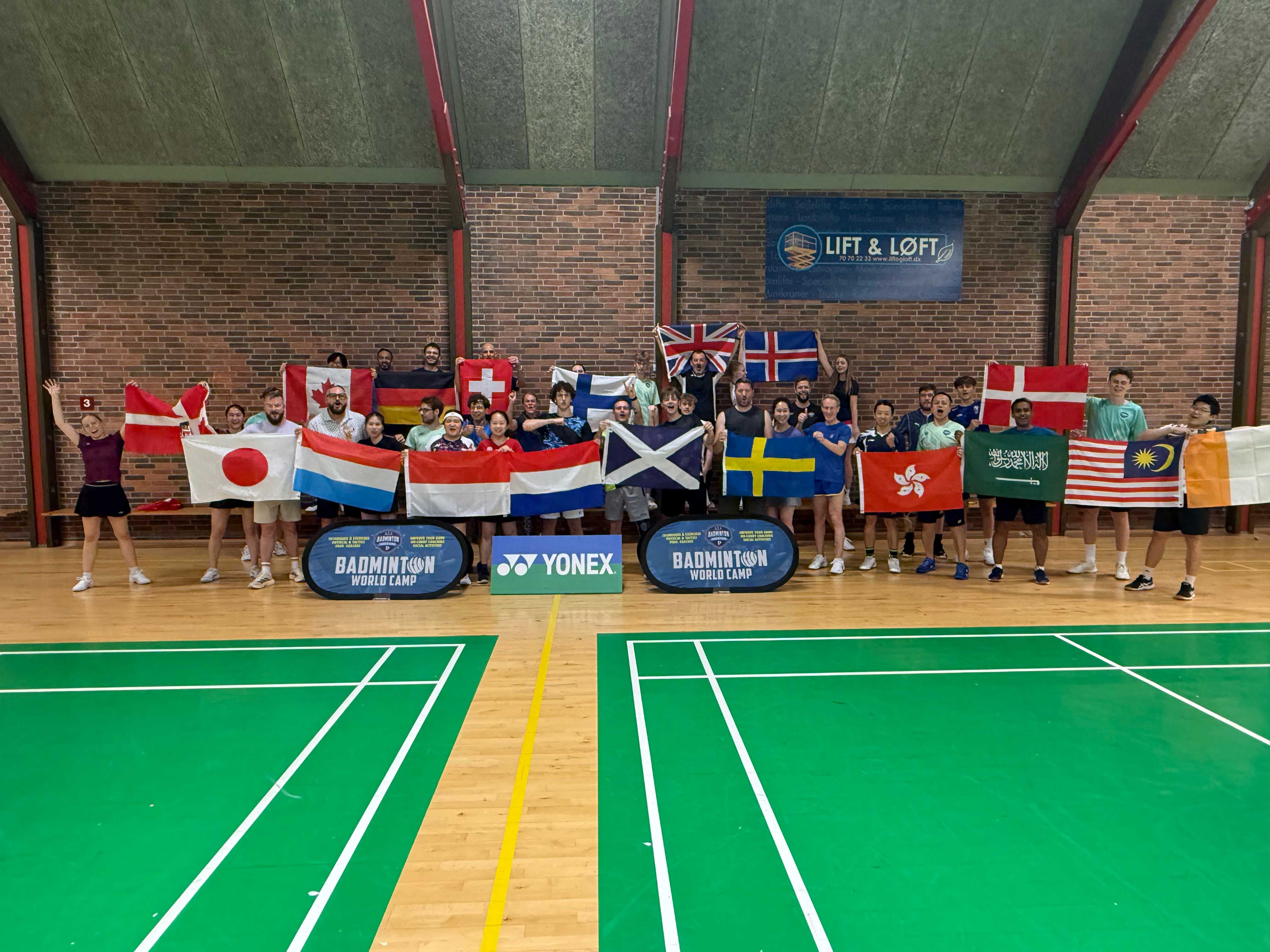 World Camp - Badminton Famly